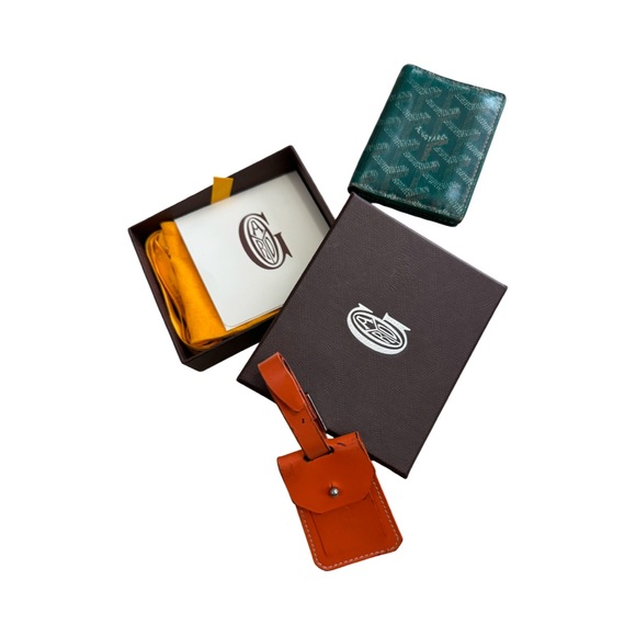 Goyard | Accessories | Green Goyard Mens Wallet Orange Goyard Tag ...